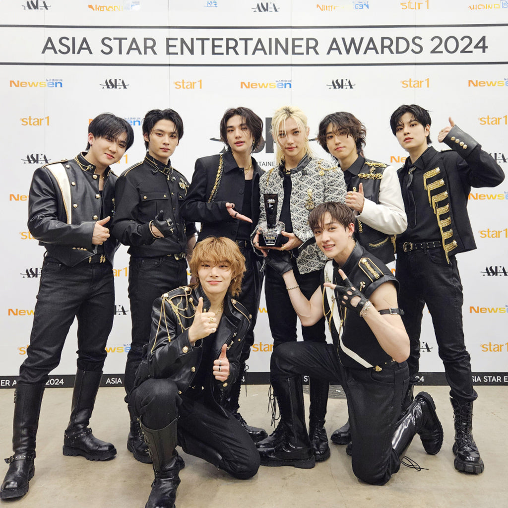 Shop Official Stray Kids Merch: SKZOO plush, lightstick, etc. | DKshop