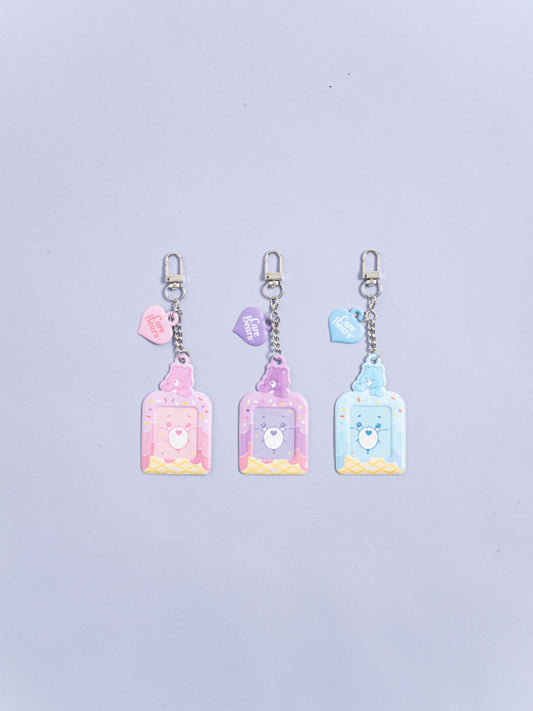 Need a photo album or a keychain? Get DAISO cute stationary! | DKshop
