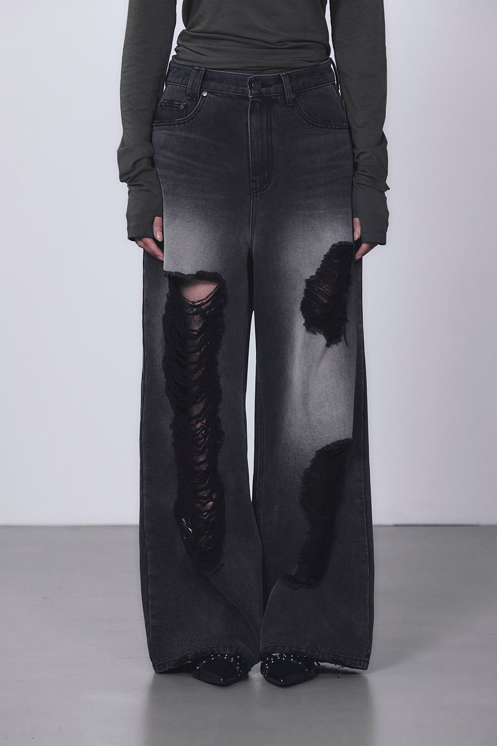 TREEMINGBIRD Scratch Damage Denim Pants (IVE & JISOO WEAR)